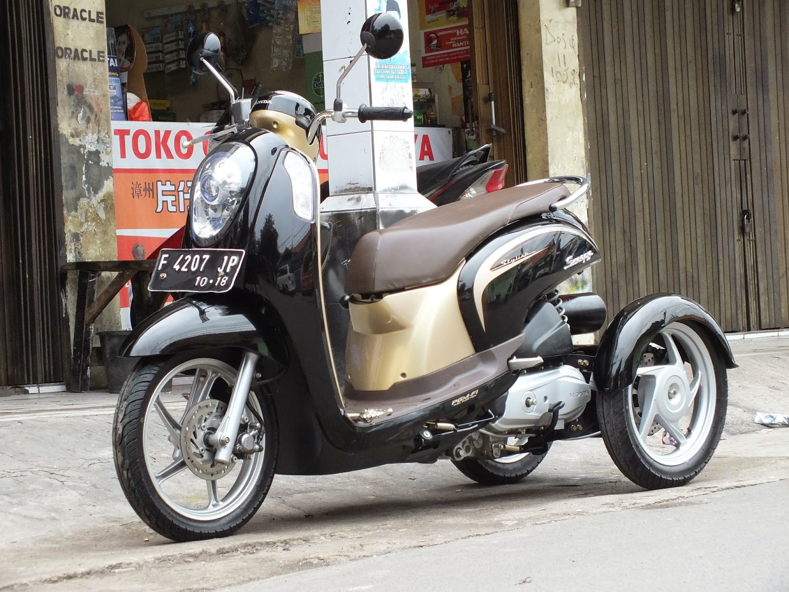 Oracle Modification Concept: Honda Scoopy Roda 3 Bisa Mundur Konsep ...
