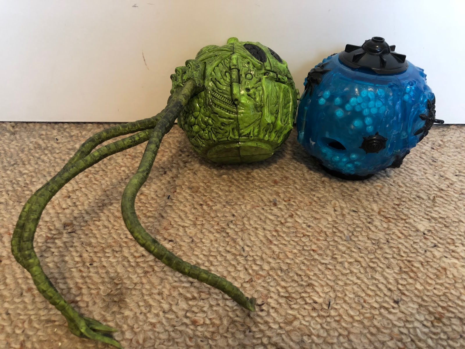 Toy Eulogy: #0096: War Planets