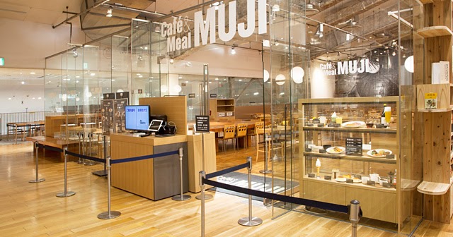 Café & Meal MUJI - New Year's Japan Travel Day 5 | It has grown on me!
