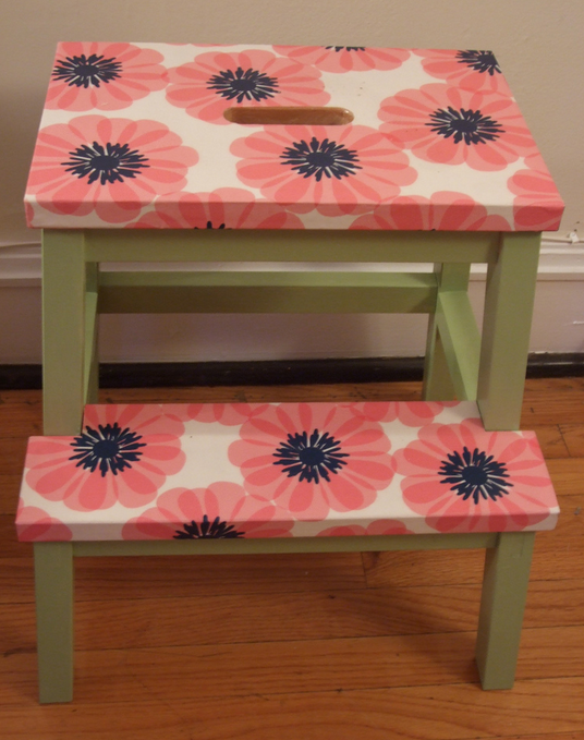 Nelly's Garden: The Bekvam Step Stool