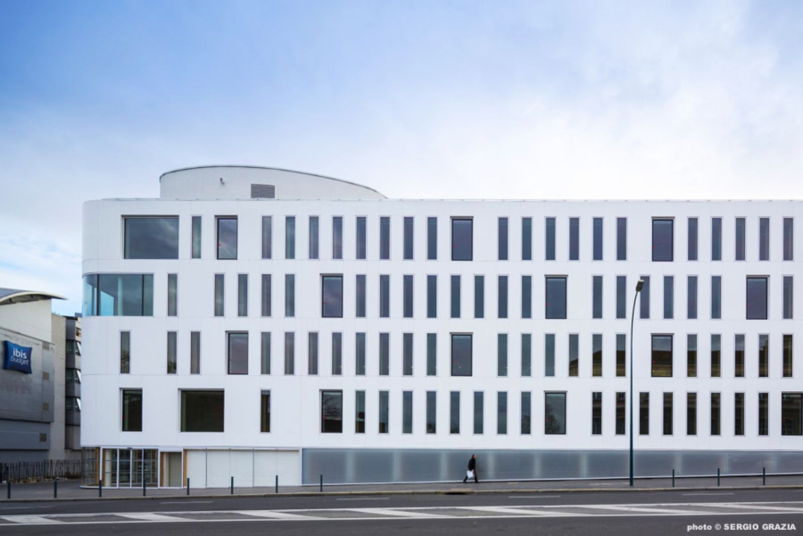 architecture now and The Future: POSITIVE-ENERGY BUILDING BY FASSIO ...