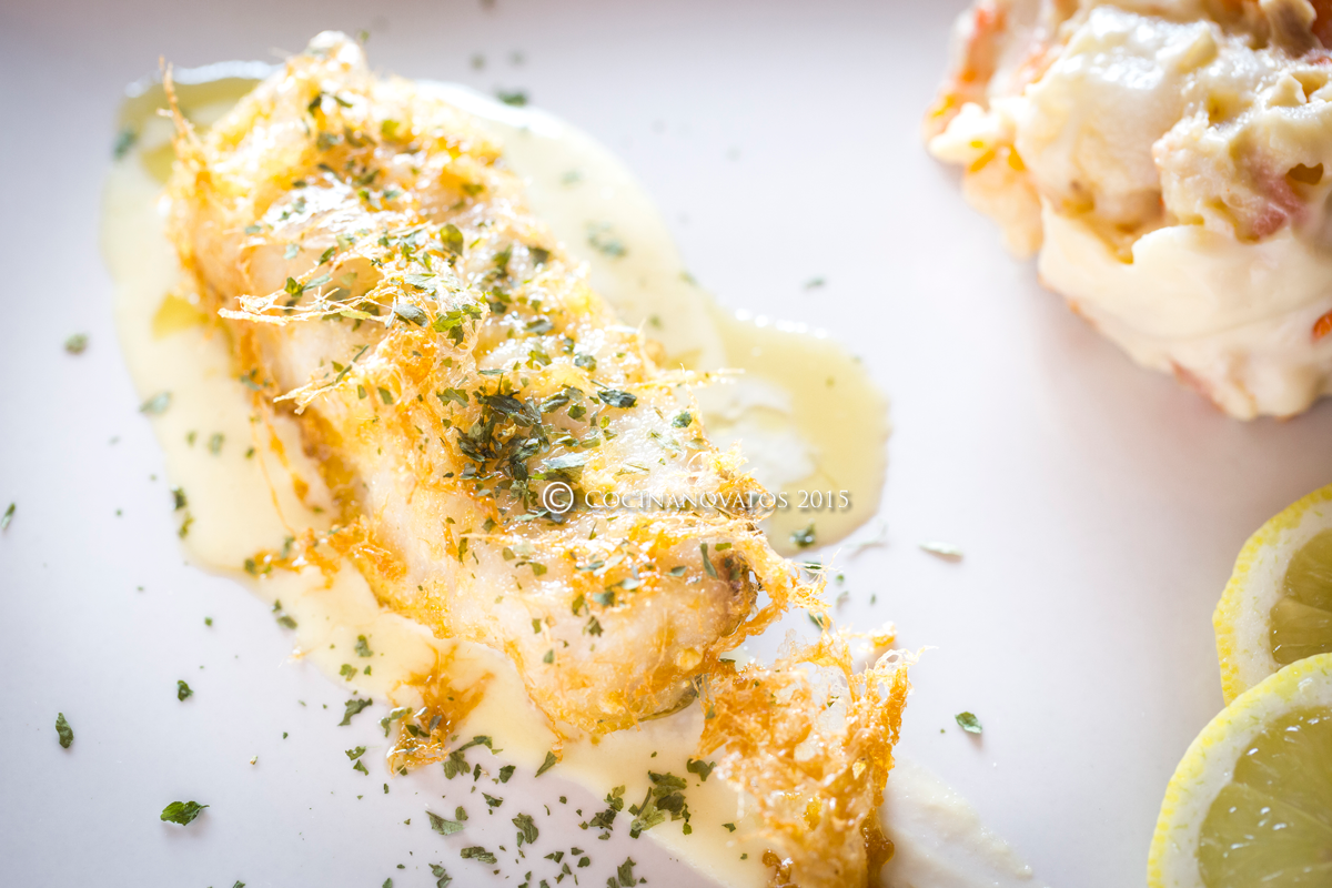 Cocina para Novatos en tiempos de Crisis: MERLUZA REBOZADA EN SALSA