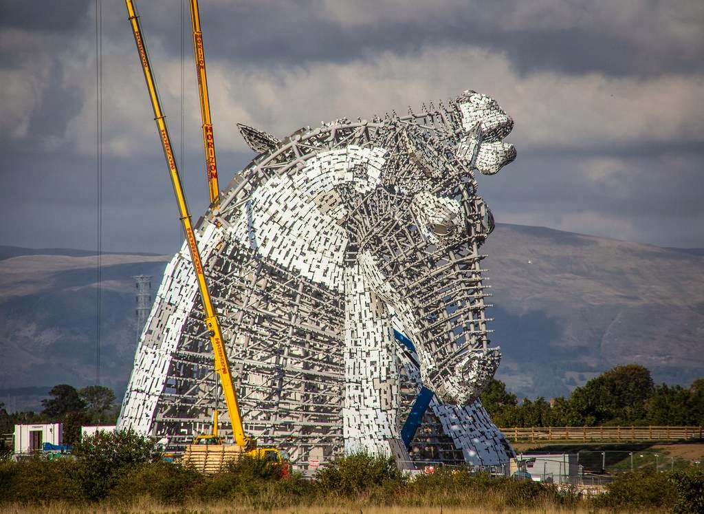 The Kelpies: Mythological Horses Power Again through Scotland ~ Kuriositas