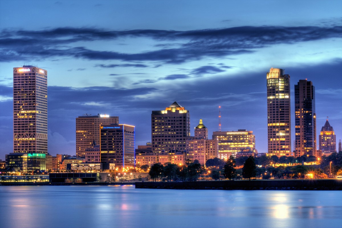 Big Move: Waukegan, IL to Milwaukee WI