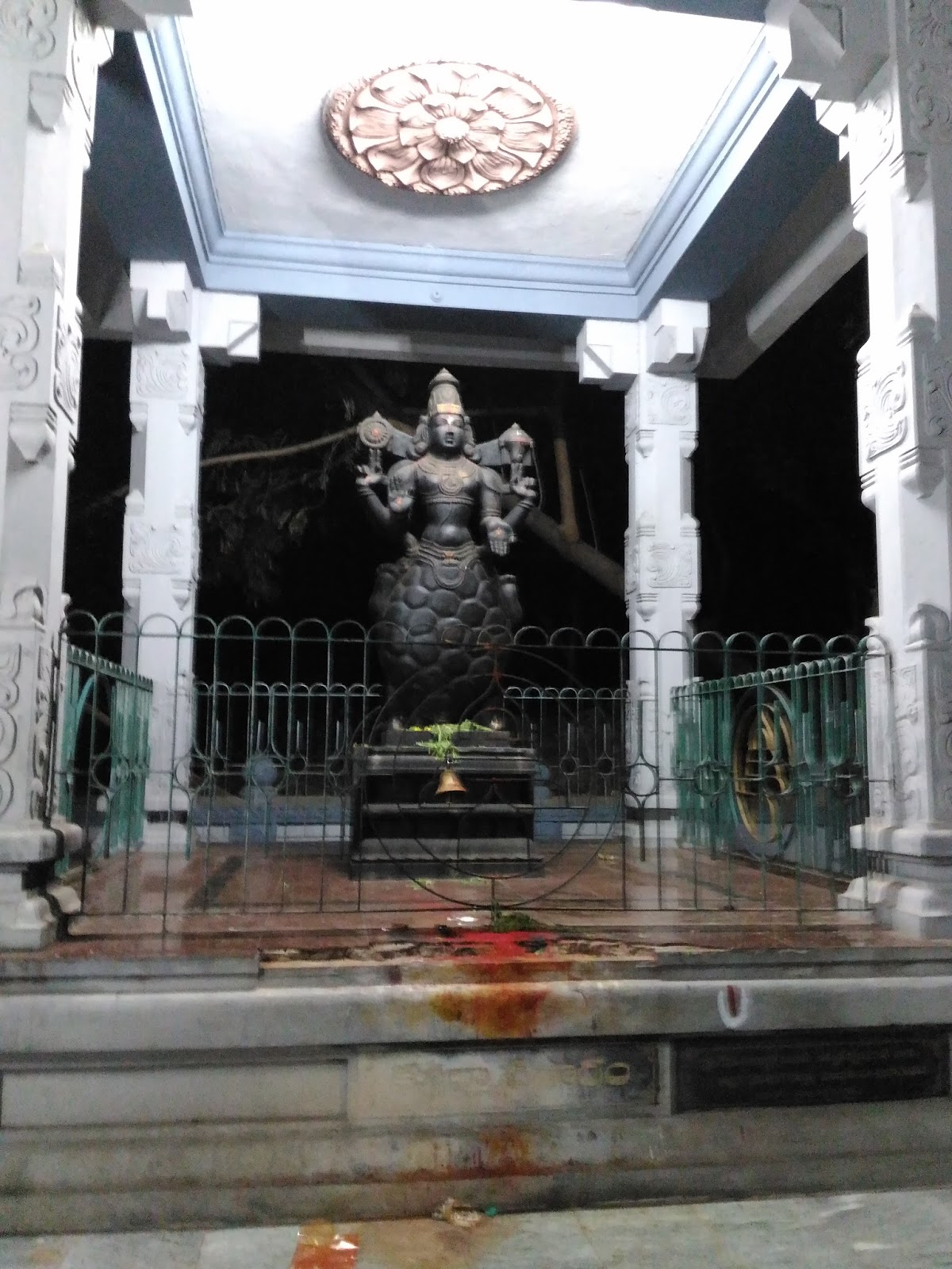 Indian Temple Timings: tirumala steps route pictures - alipiri mettu steps