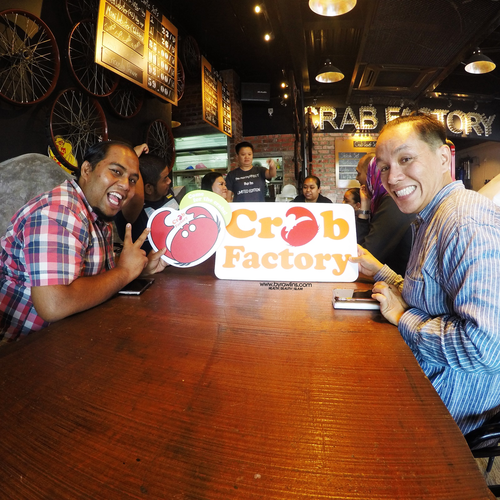 Sea Food Craze @ Crab Factory | R A W L I N S _ G L A M