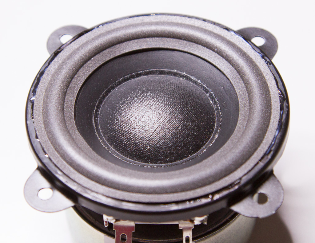 Joe's Technology Blog: Logitech Squeezebox Boom / UE Radio Bass Woofer ...