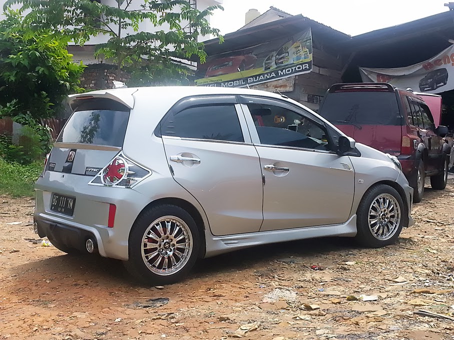 Honda Brio Indonesia: Honda Brio Sport