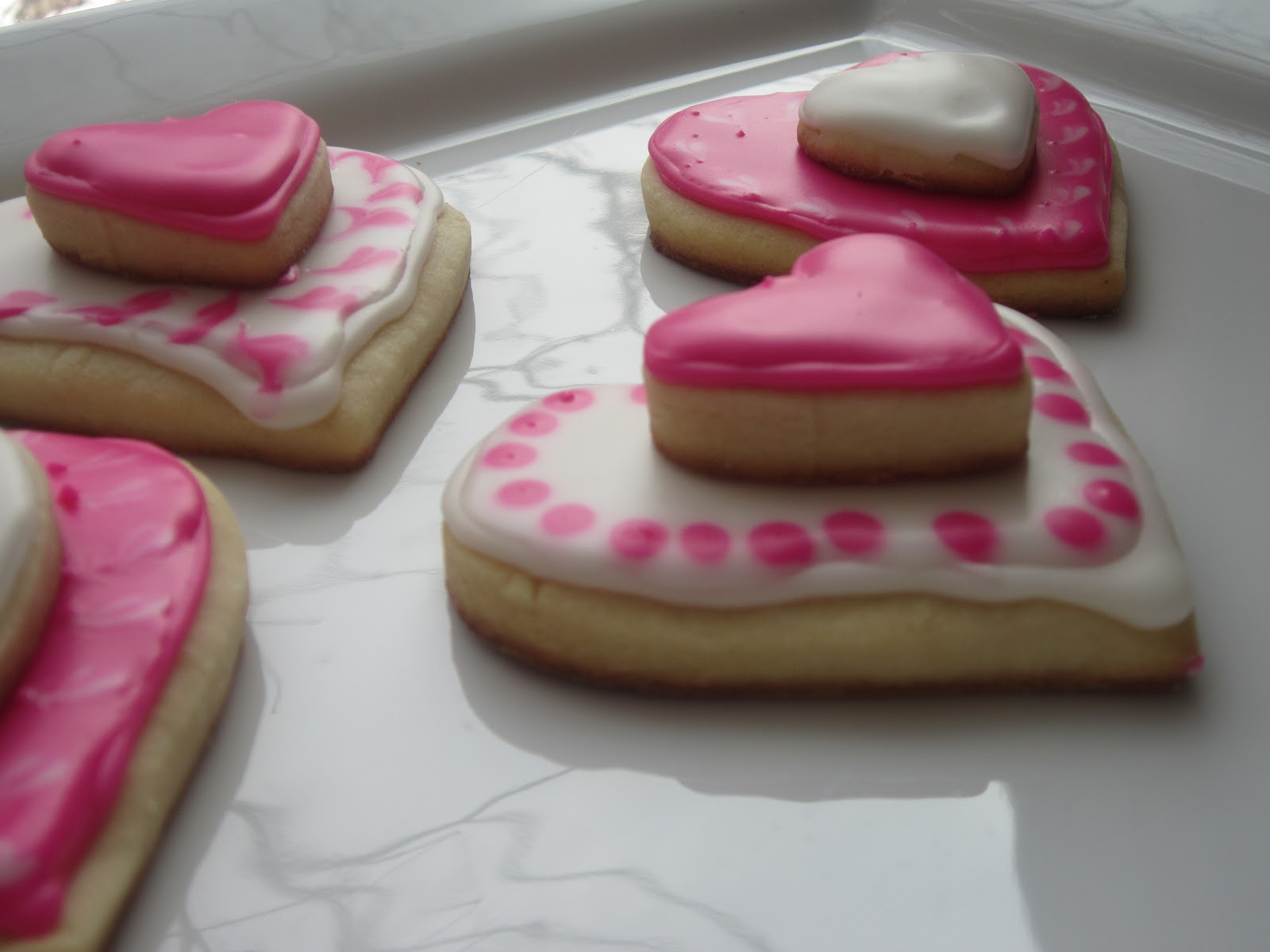 B&Q Bake Shop: 3-D Cookies!