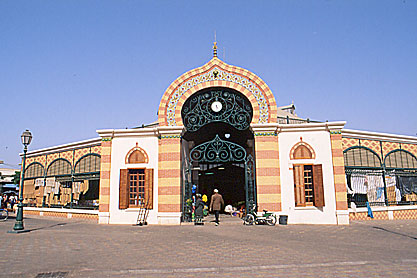 LE MARCHE KERMEL, TOUTE UNE HISTOIRE