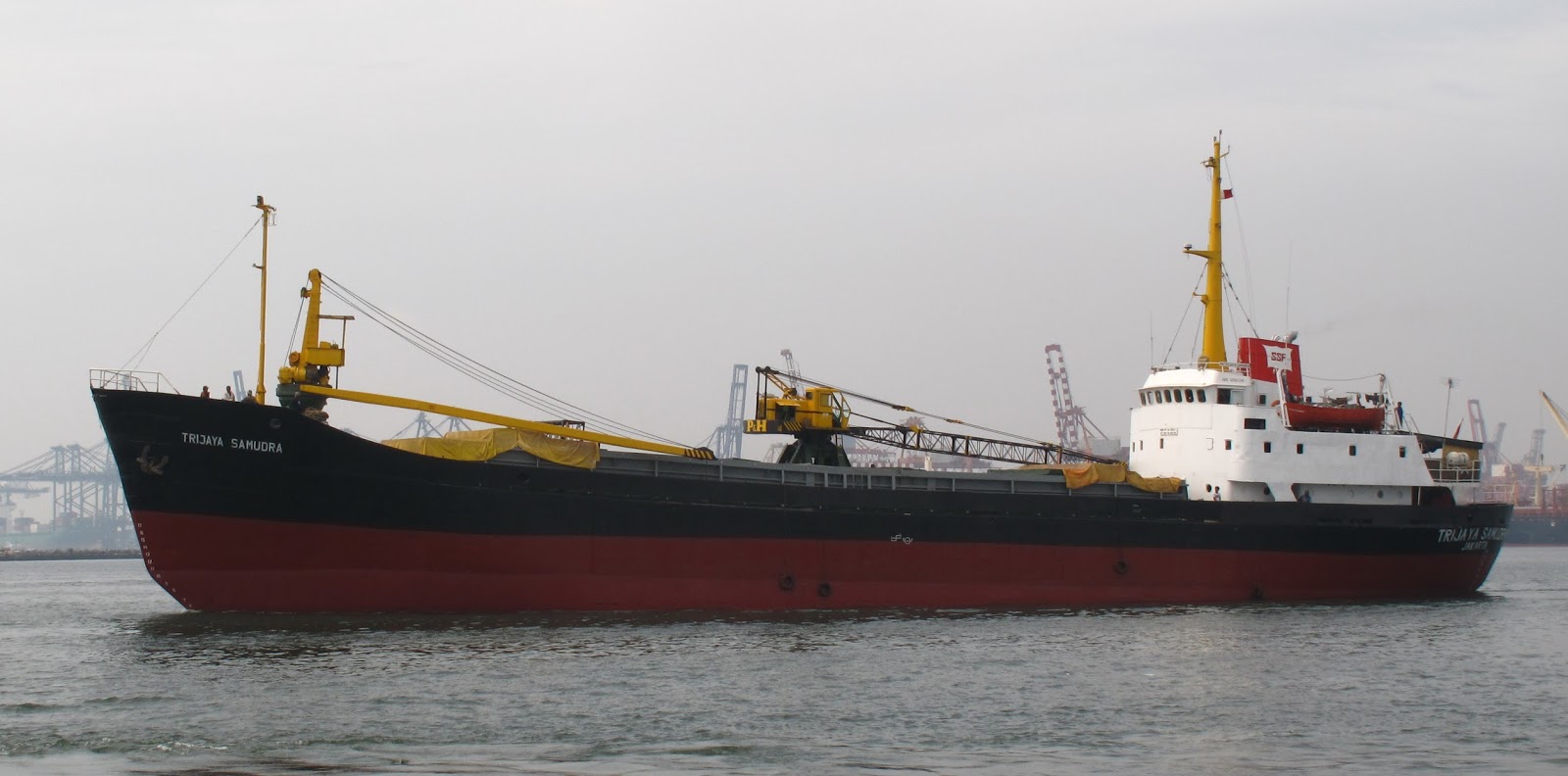 Endry Cargo: TARIF PENGIRIMAN VIA KAPAL BREAK BULK