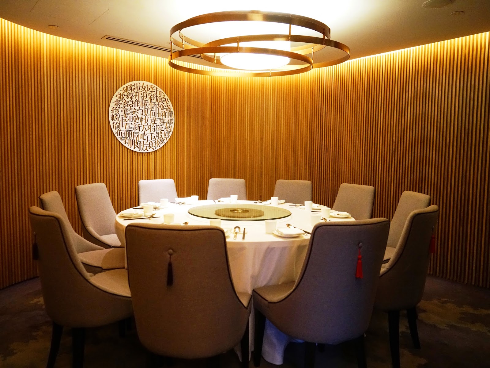 PinkyPiggu: 宴 Yàn Cantonese Cuisine @ National Gallery Singapore ~ A ...