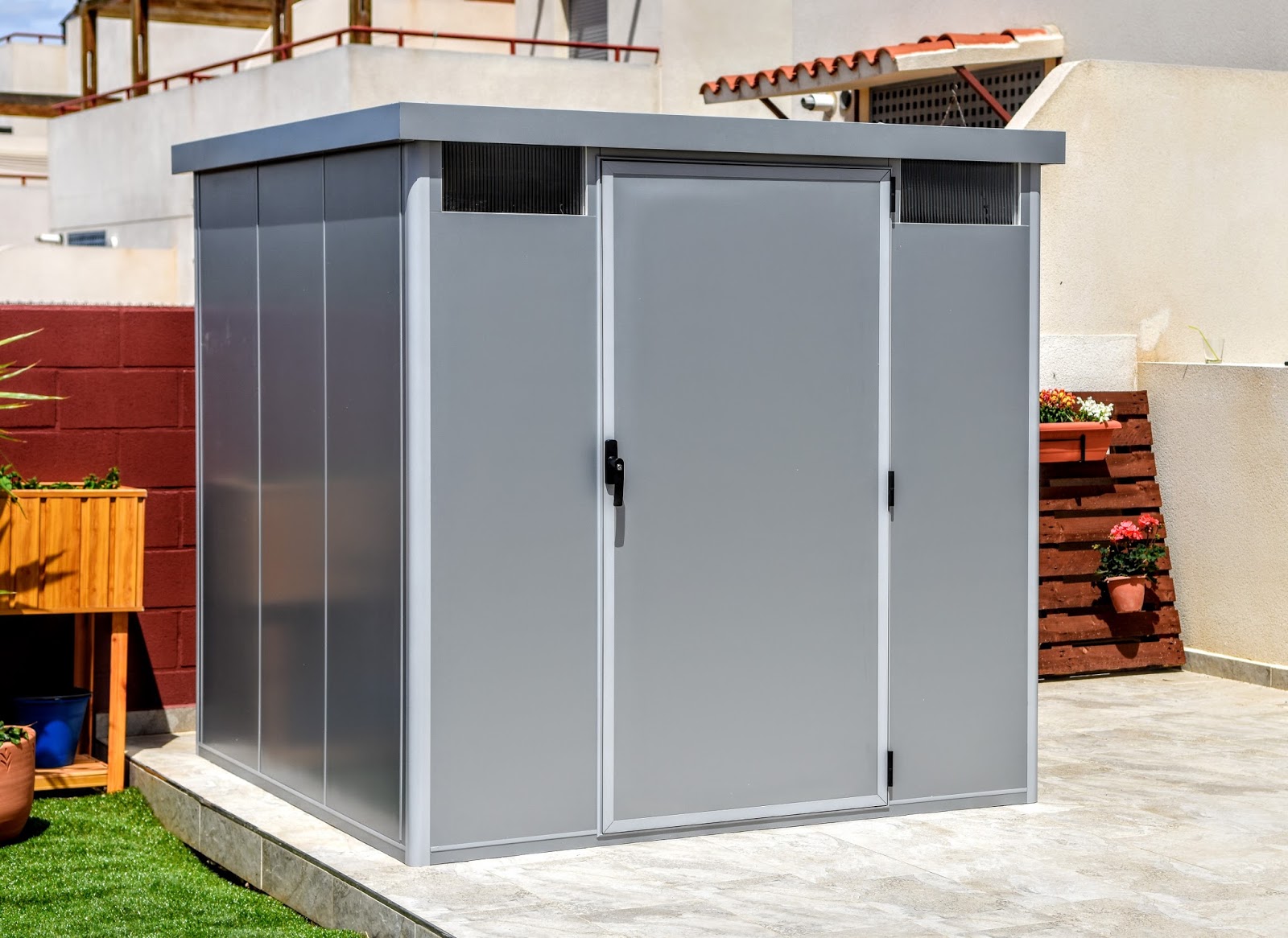 Trasteros Metálicos para Terraza y Jardín: Características básicas de ...