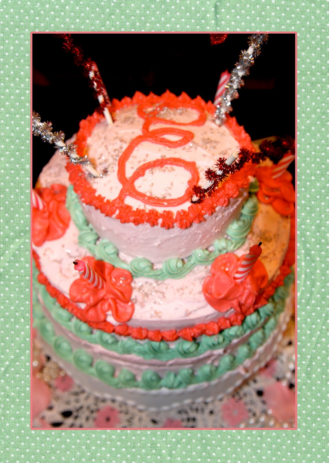 Vintage Creations: Ooh, La, La Cake