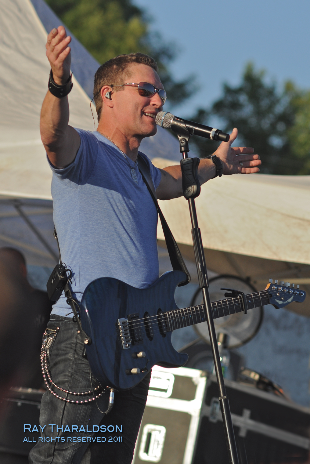 American News Broadcasting: Craig Morgan: A real life dude!