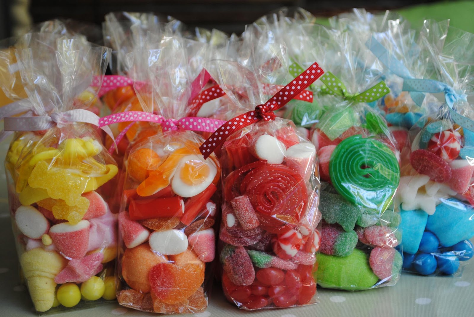 Elena Candy Party: HAZ TU FIESTA INOLVIDABLE CON ESTAS BOLSAS LLENAS DE ...