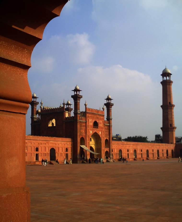 Welcome to Lahore City: Badshahi Mosque, Lahore, Pakistan