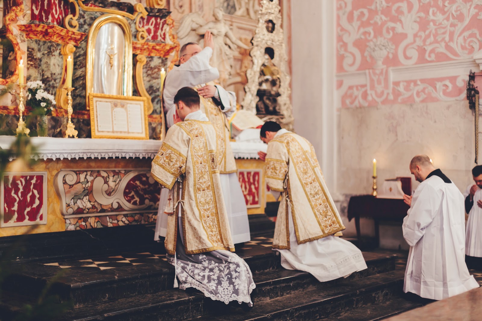New Liturgical Movement: First Solemn Mass in Zagreb, Croatia Since 1969