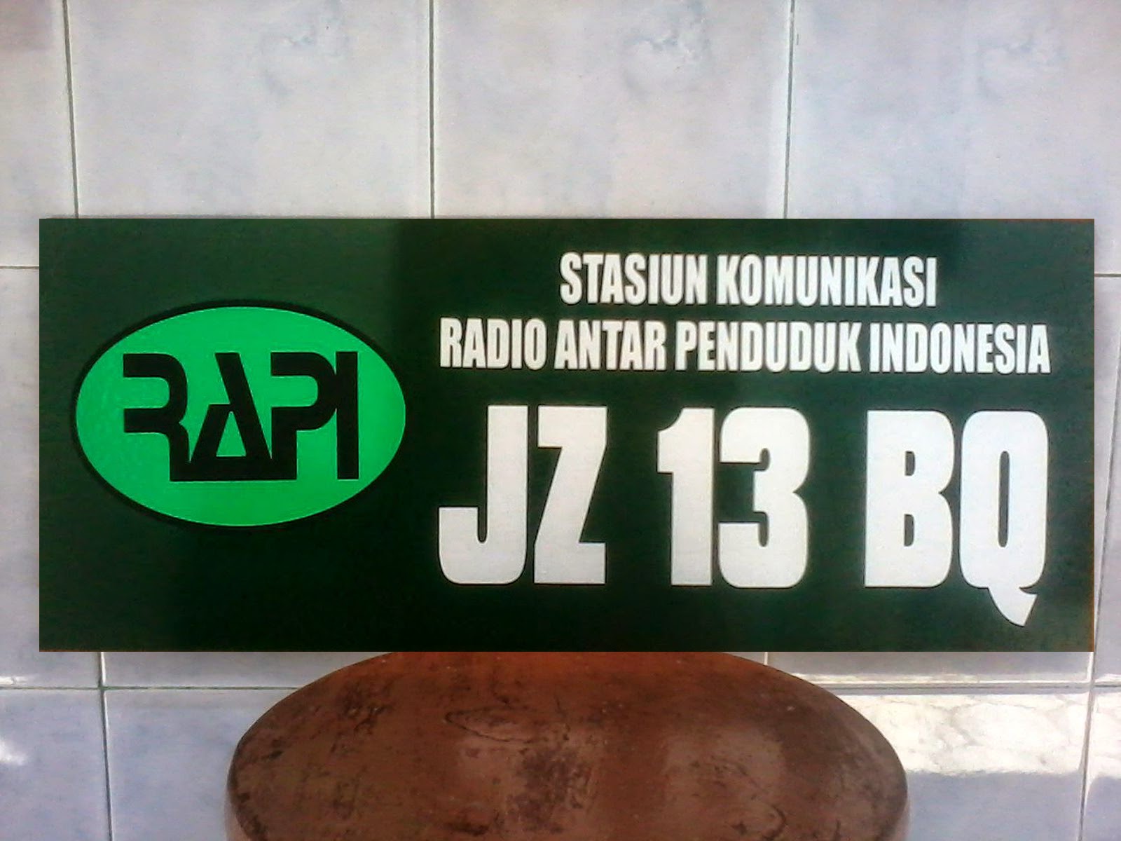 Sidongayah NEWS: Pembuatan papan nama Call Sign RAPI