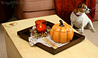 The Cozy Old "Farmhouse": Farmhouse Fall Decor (Part 1)