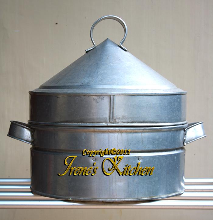 Irene's Kitchen: PERALATAN BAKINGKU - KUKUSAN ATAU KLAKAT