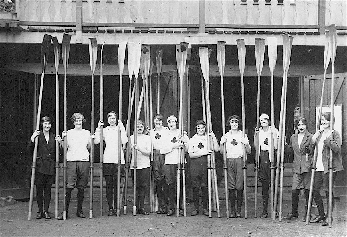 'Hear The Boat Sing': Good Times in a Rat Infested Shack - Tom Green’s ...