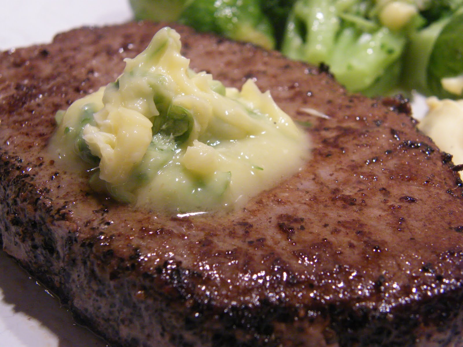 Jimps & Millis LCHF: Pepparbiff med kryddsmör