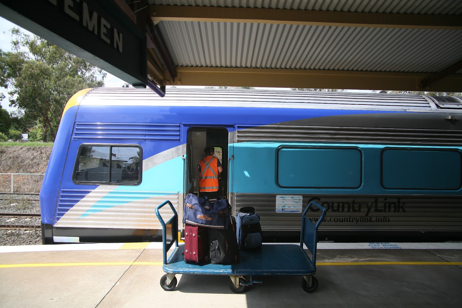 Phil Buckley's travels: HERITAGE REVIEW - GUNNEDAH RAILWAY STATION