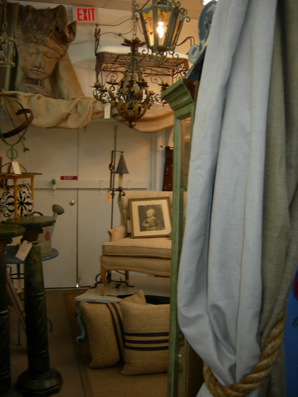 Chateau et Jardin: Karyn's BEAUTIFUL FRENCH Booth at The Agoura Antique ...