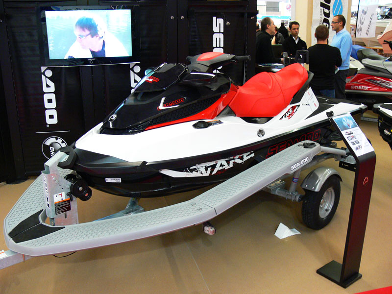 Paris-Nautic JetSurf: Jet Ski Seadoo