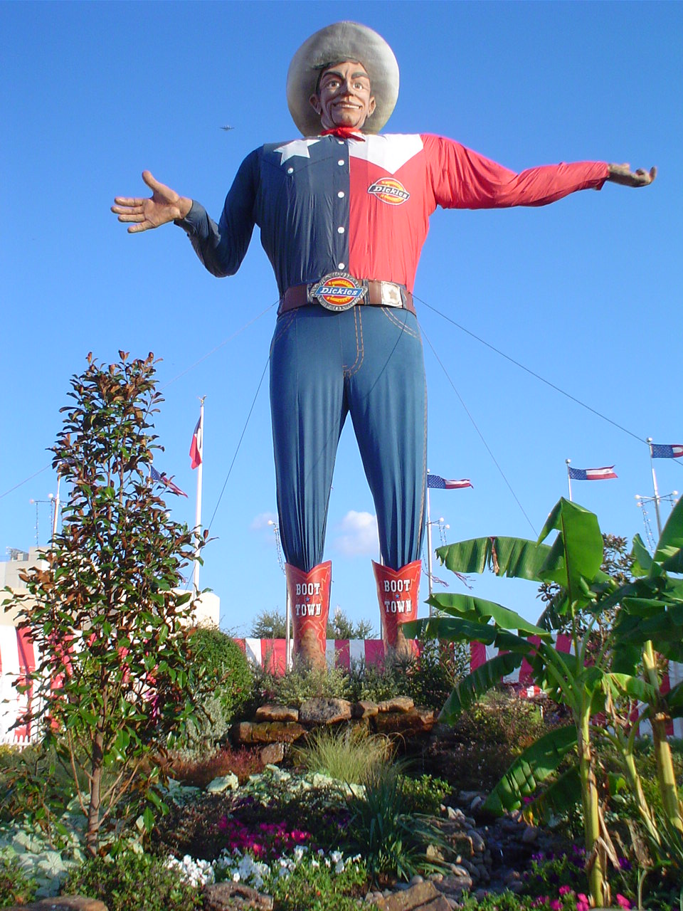 El Jefe M.C.: Big Tex Burns Down