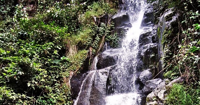 Keindahan Curug Pitu (Air Terjun Tujuh) yang terlantar oleh pemerintah ...