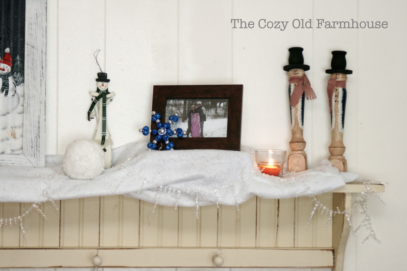 The Cozy Old "Farmhouse": Winter Decor & a Snowman Party