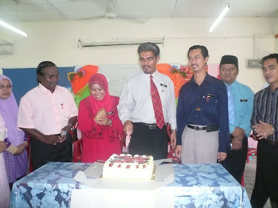 Sambutan Hari Guru Peringkat SK Sahom 2011... | Sekolah Kebangsaan Sahom