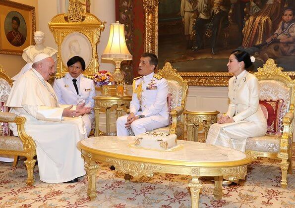 King Maha and Queen Suthida hosted Pope Francis