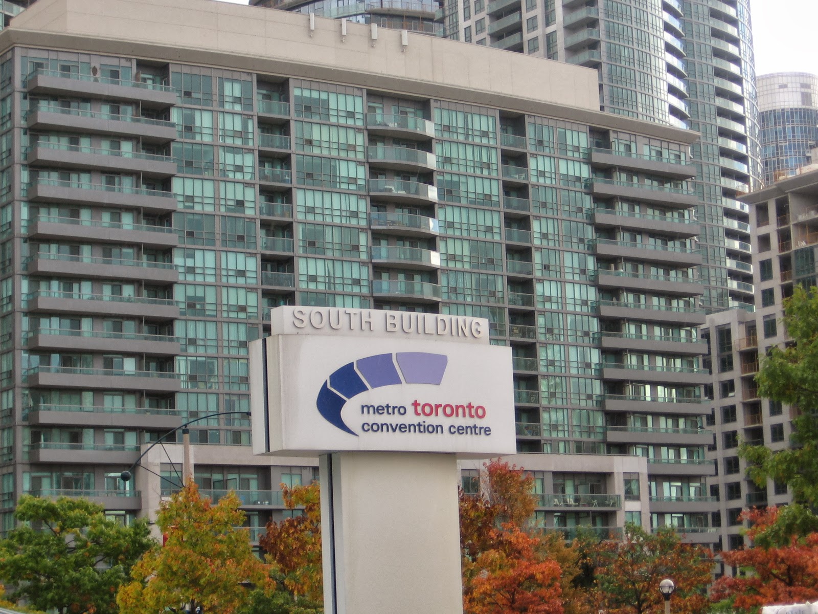 OneWayTicket: Metro Toronto Convention Center & Harbour Front
