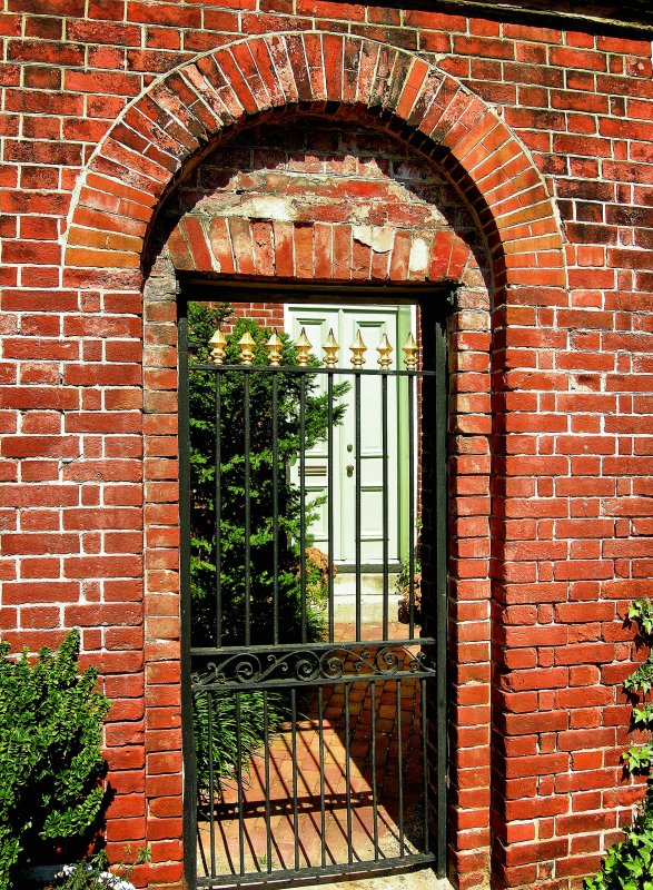 Brick Driveway Image: Brick Arch