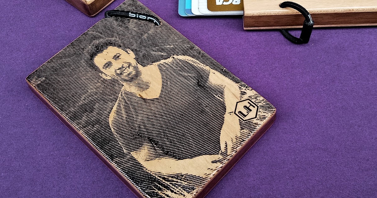 Xilem Handmade: Dompet Kayu, Dompet Kartu Custom Ukir Foto, Bahan :Kayu ...