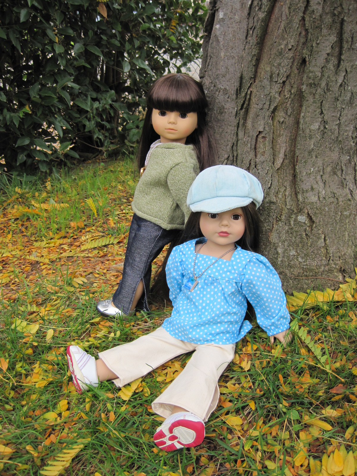 Never Grow Up: A Mom's Guide to Dolls and More: A Fall Photo Shoot and ...