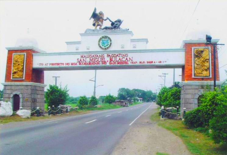 [Ubas.na.may.Cyanide]: Timeless Machines: San Miguel,Bulacan Trip