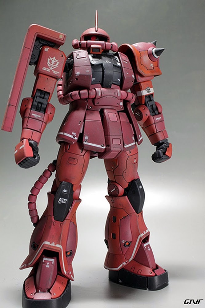 Custom Build: RG 1/144 Char's Zaku II