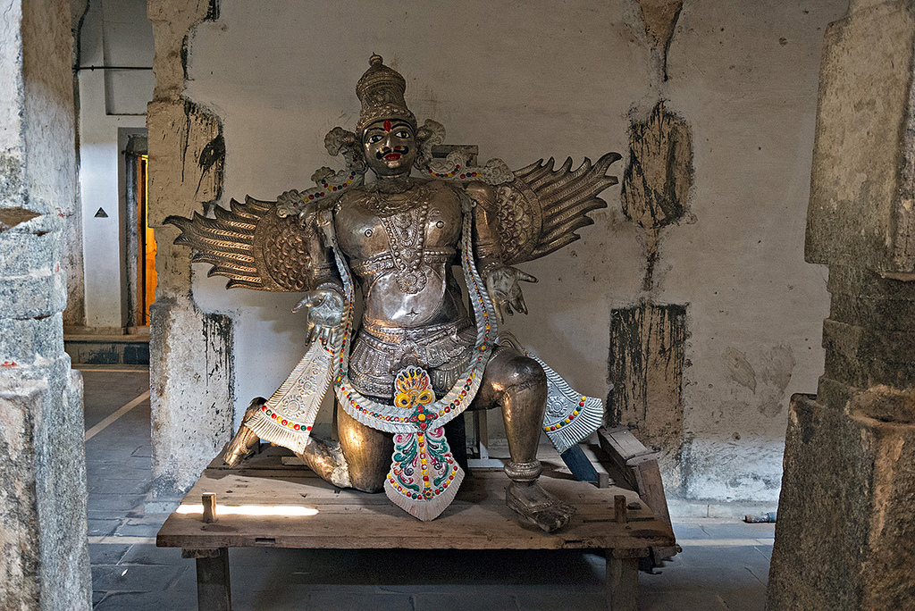 Tamilnadu Tourism: Ranganathaswamy Temple, Srirangam – Garuda Shrine