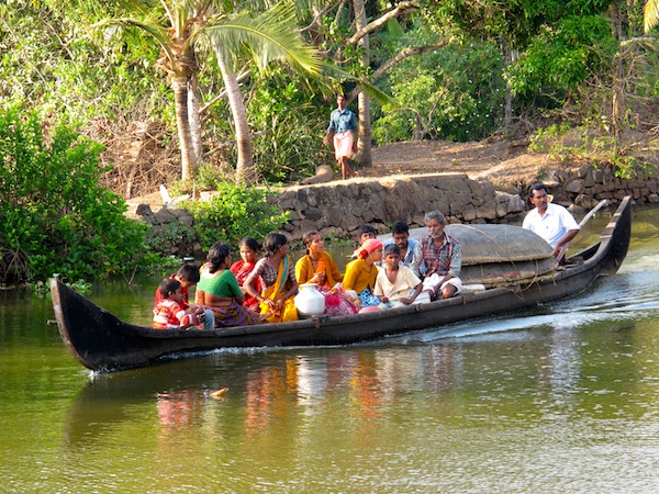 Blue Dot Travel: House Boating on the Backwaters of Kerala