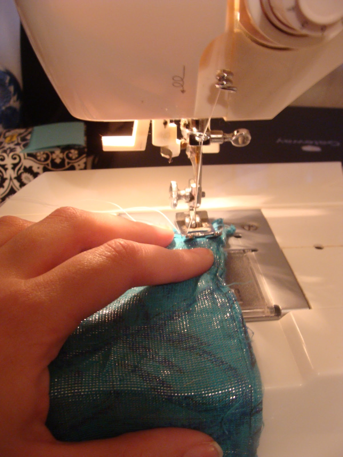 Sew My Soul: Make an Infinity Scarf with One Simple Seam!