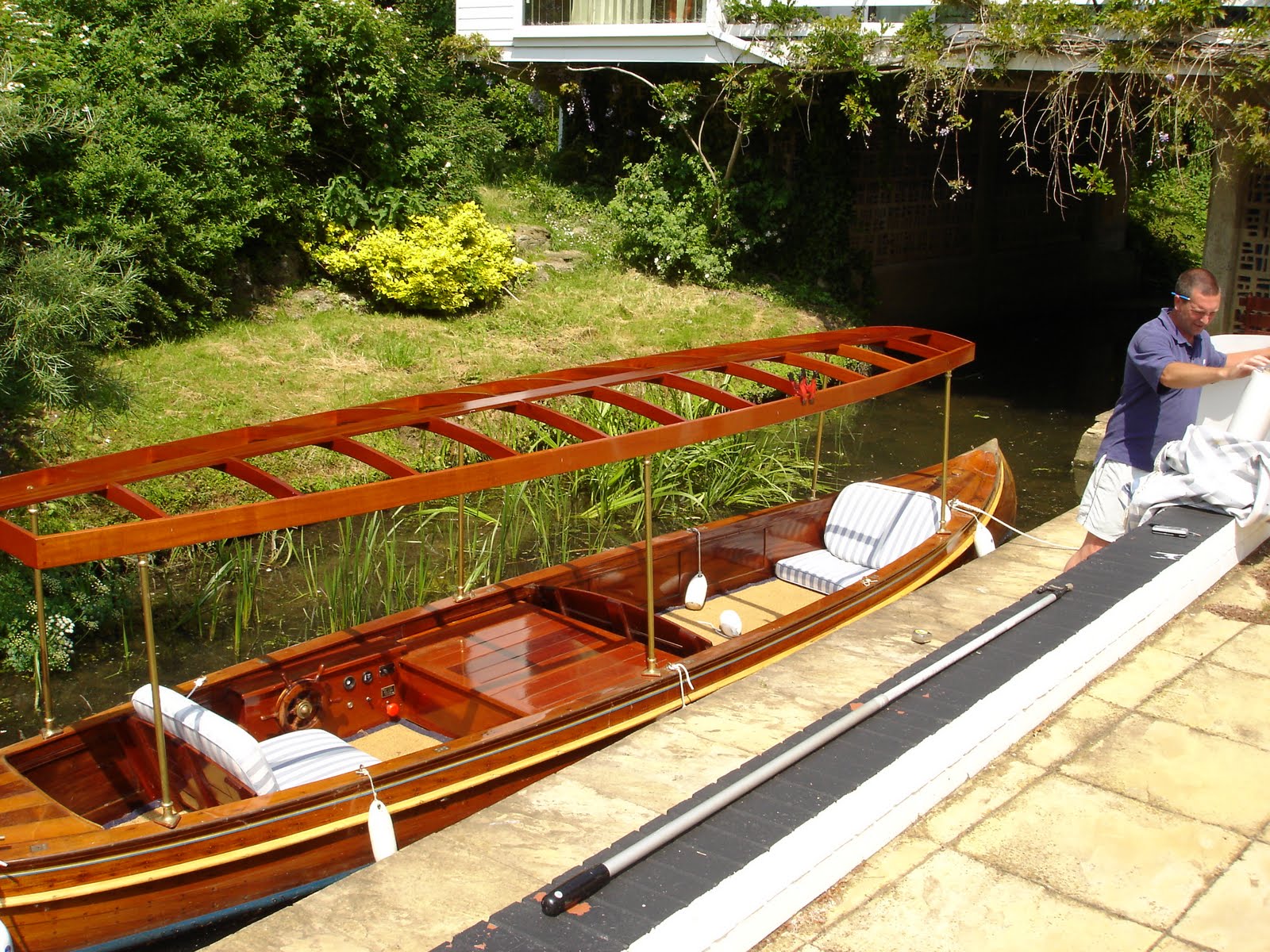 The Life and Times of Paul Daniels: Boat for Sale, The Lovely Debbie McGee