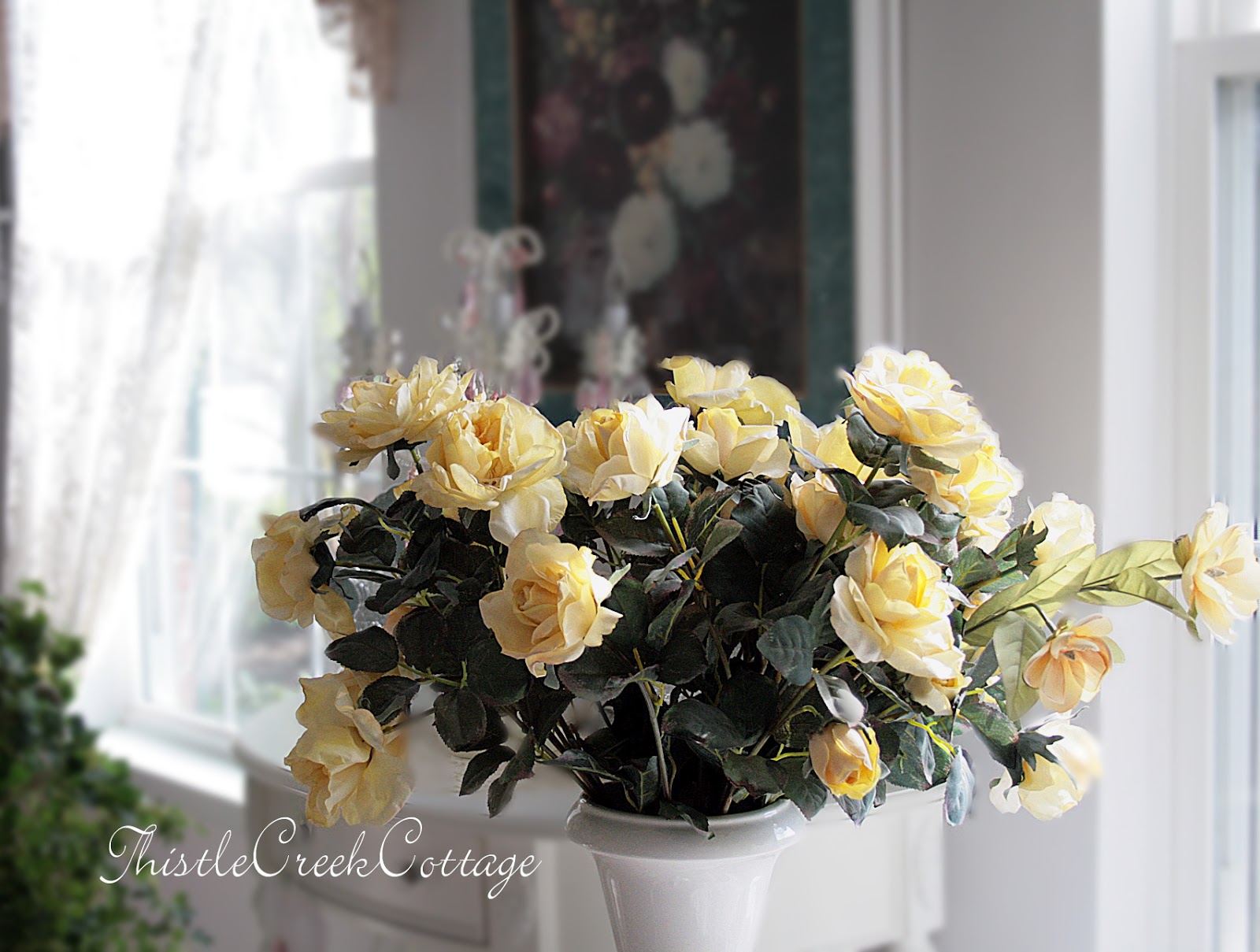Thistle Creek Cottage: Roses in my Room