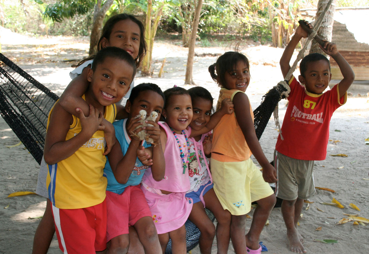 Overlap: The February Varsity Project: Panama Mission Trip