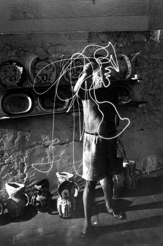 PABLO PICASSO light paintings for LIFE MAGAZINE, 1949