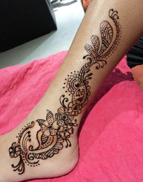 50 Amazing Henna Tattoos For Girls (2018) | TattoosBoyGirl