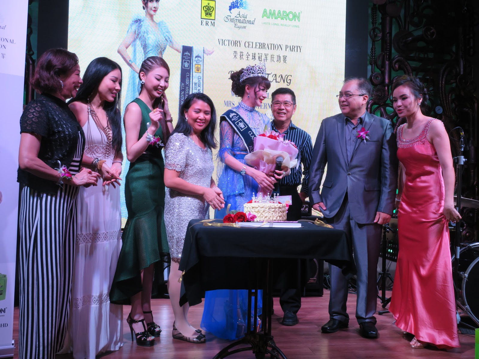 Kee Hua Chee Live!: RENEE TANG HOSTED LUNCH PARTY AT MOMENTZ MUSIC ...